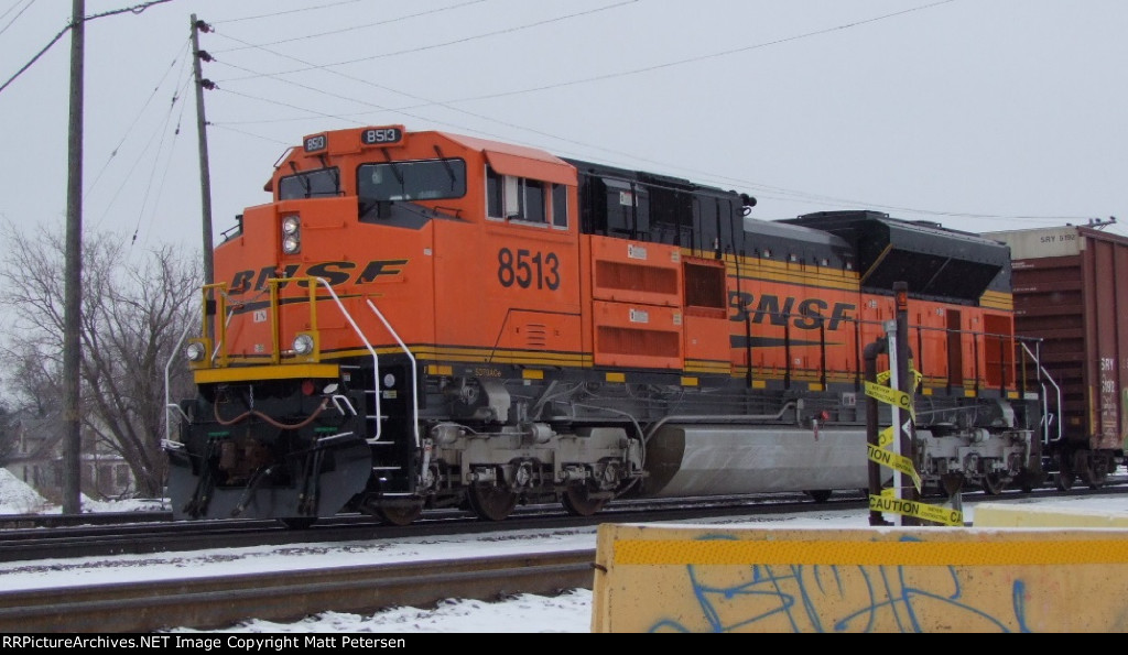 BNSF 8513